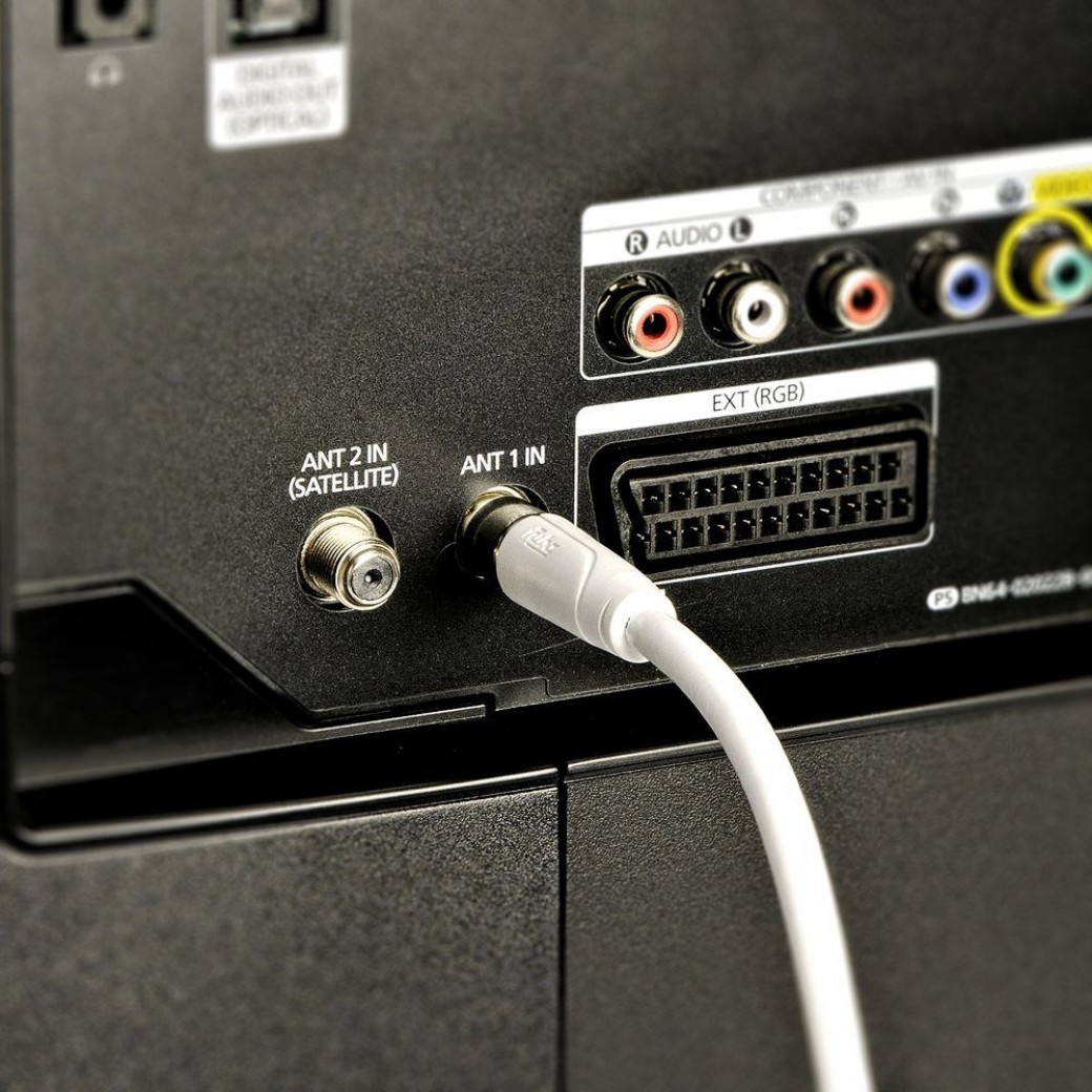Fuba AKK 500 5m Antennenkabel weiß - TV Anschlusskabel 4-fach geschirmt ...